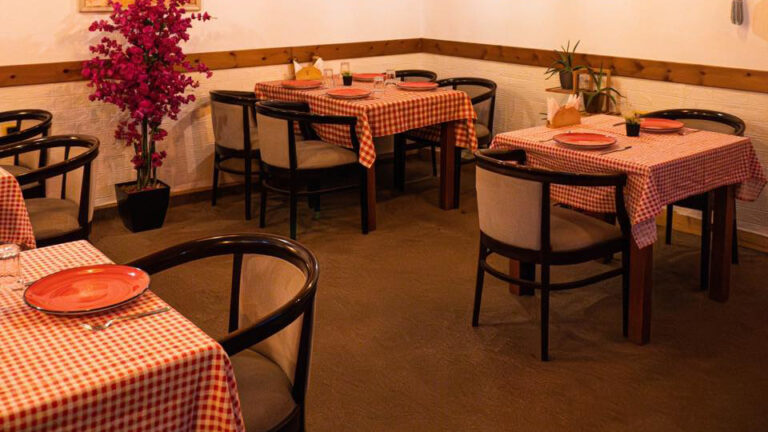 Top 5 Traditional Restaurants in Tirana (2025 Guide) - Lovealbania