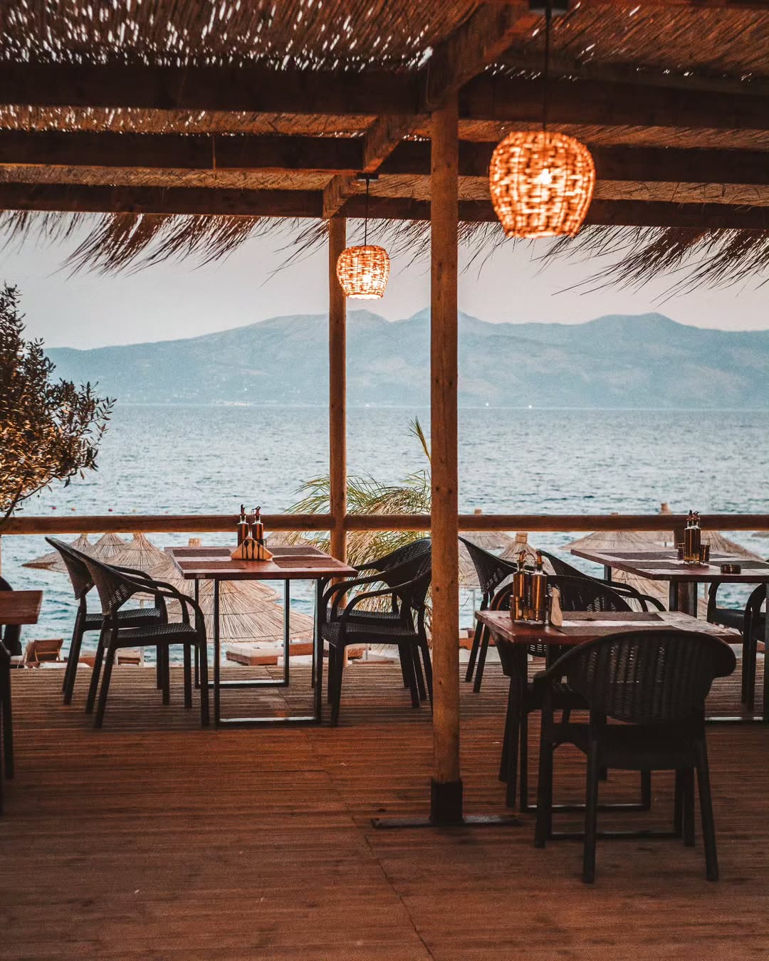 Best beach bars in Saranda (2025 Guide) – Cocktails & Sunset Spots ...
